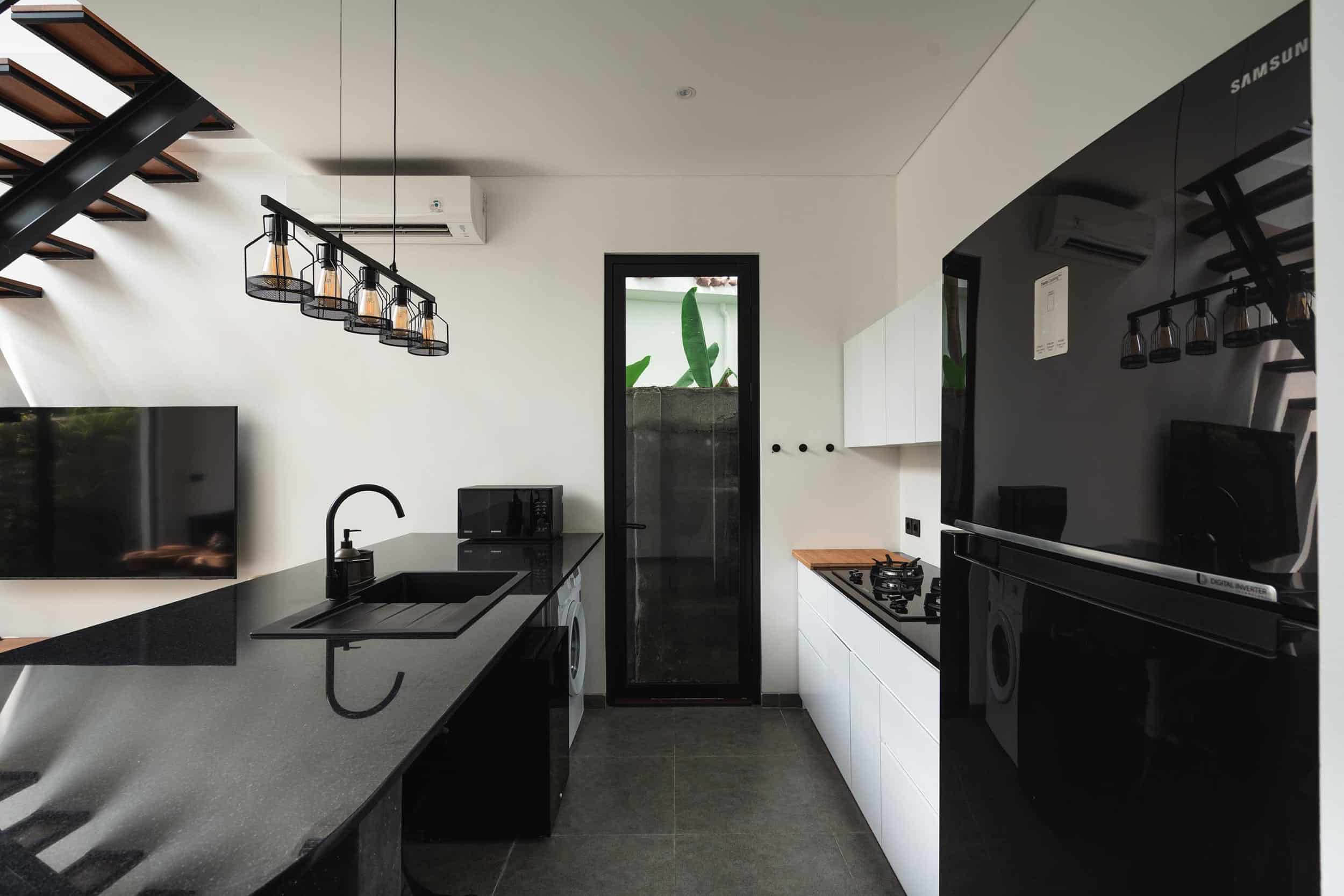 Canggu Villa Kenji: Modern Tropical Luxury Loft in Bali