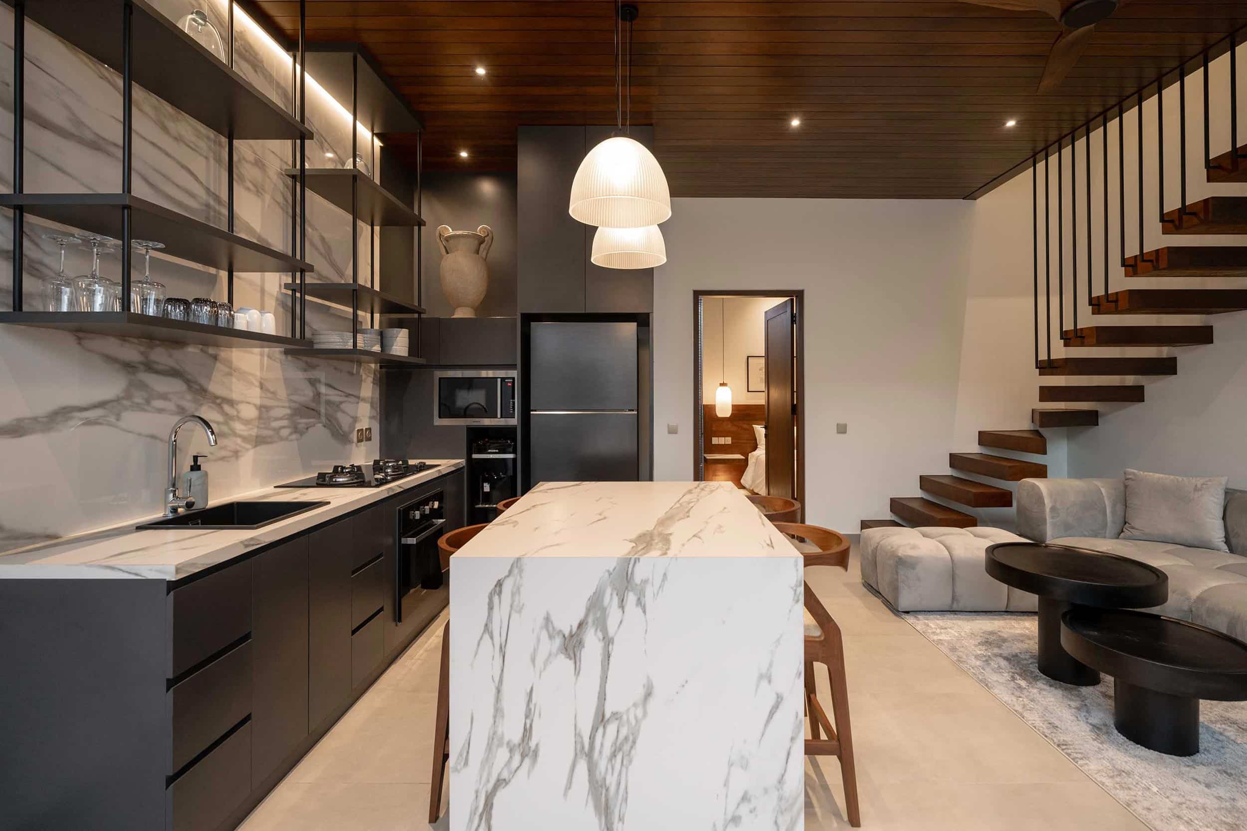 Rocca Bella Loft 1 : Modern Tropical Canggu Villa with Style