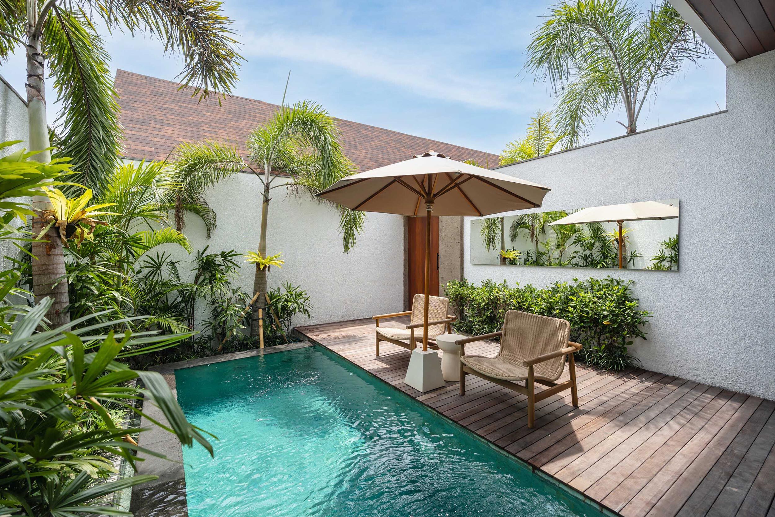 Rocca Bella Loft 1 : Modern Tropical Canggu Villa with Style